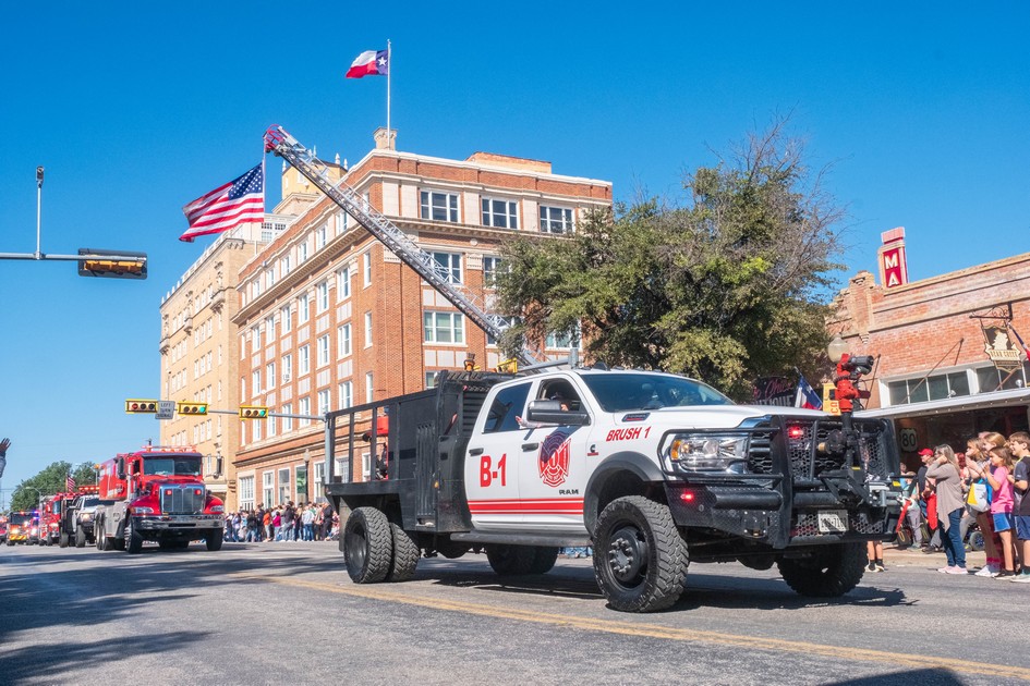 Old Rip Parade 2023 Photos - Microplex News