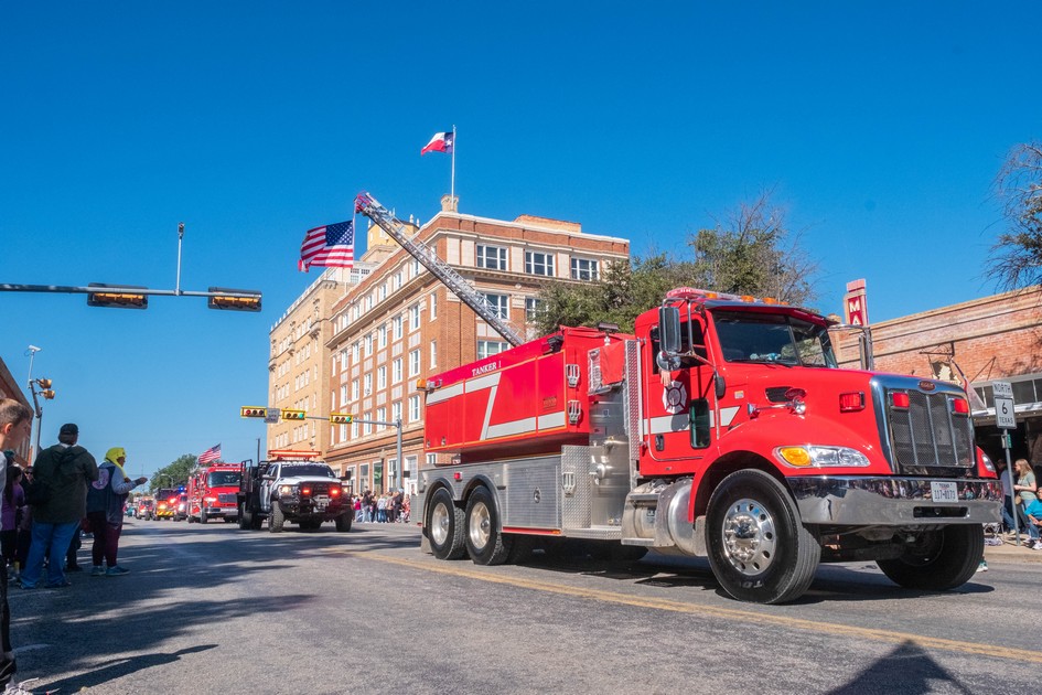 Old Rip Parade 2023 Photos - Microplex News