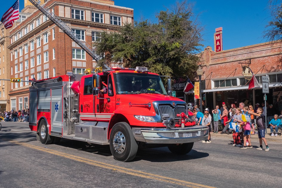 Old Rip Parade 2023 Photos - Microplex News