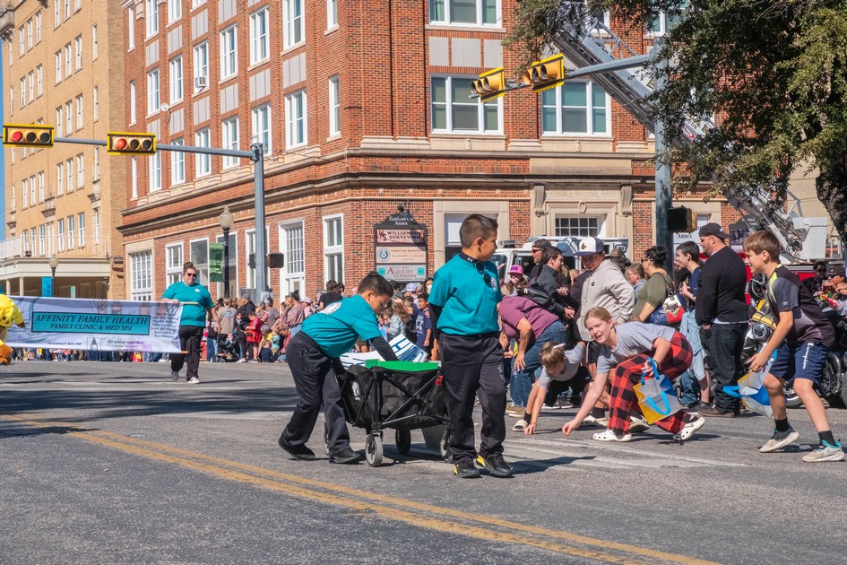 Old Rip Parade 2023 Photos - Microplex News